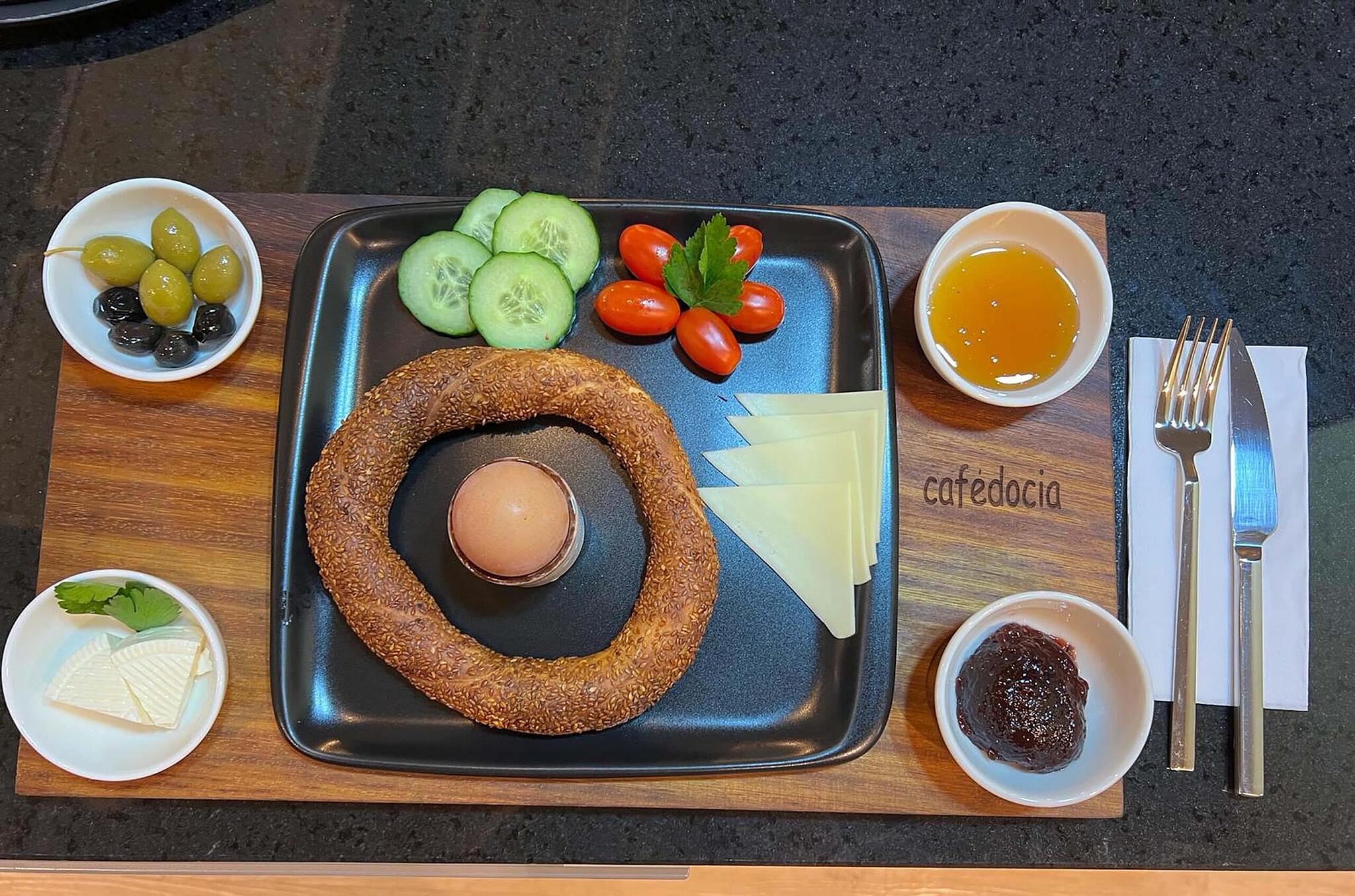 Neueröffnung: Türkisches Café Docia mit Bäckerei im Steinweg