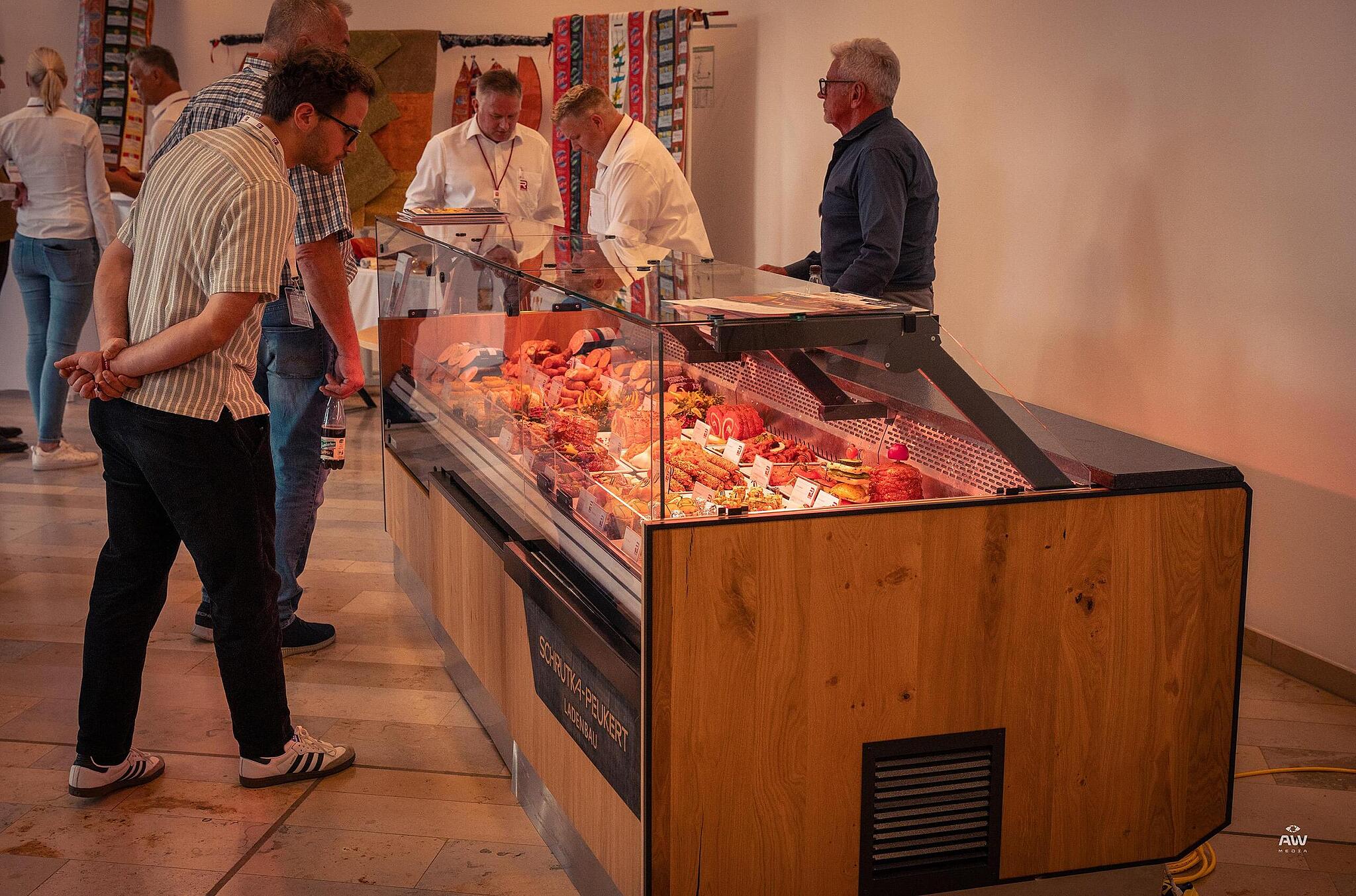 Gewürzhersteller Raps lädt 250 Metzger zu Deutschem Metzgertag ein