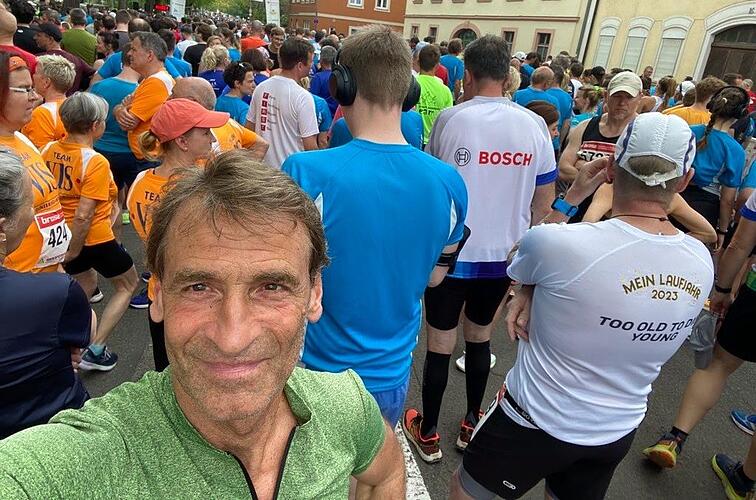 Fränkischer-Tag-Chefreporter Michael Wehner berichtet live vom ...