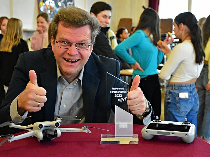Franz-Ludwig-Gymnasium Bamberg ist „Bayerische Forscherschule