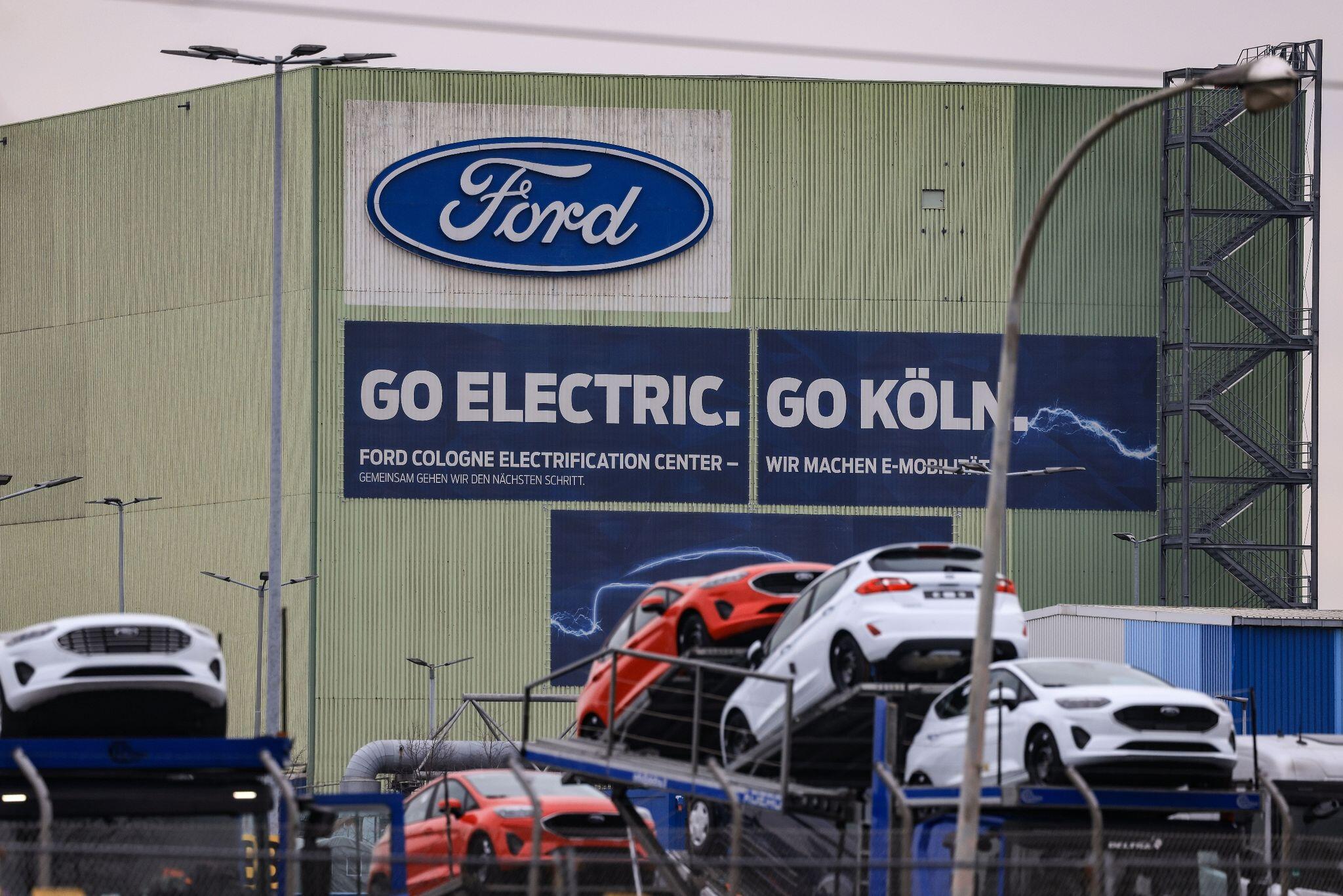 Kahlschlag? Ford-Beschäftigte vor ungewisser Zukunft