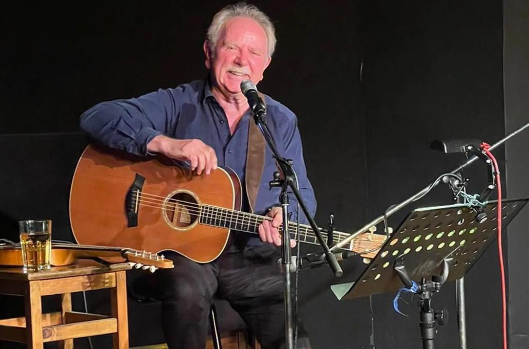 Künstler Ben Sands tritt am Samstag, 9. März, bei einem irischen Abend ...