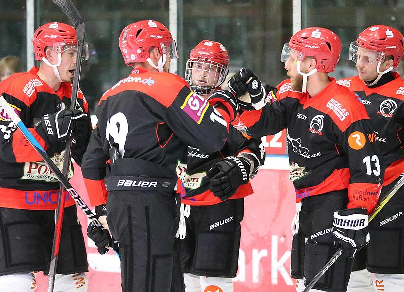 Eishockey: Haßfurt Hawks starten in die Saison und treffen bald auf ...