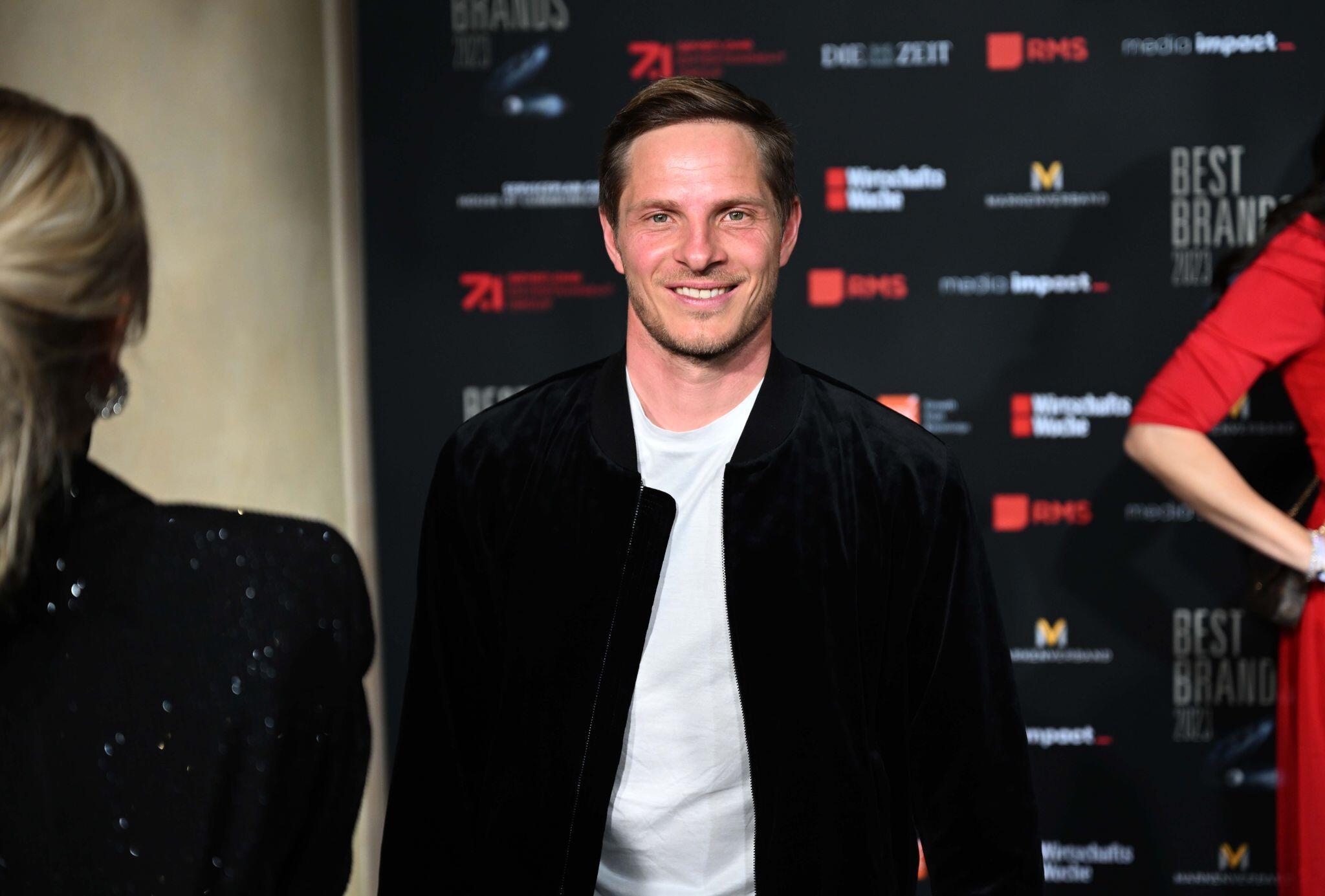 Weltrekord-Surfer: «Ich warte immer auf die größte Welle»