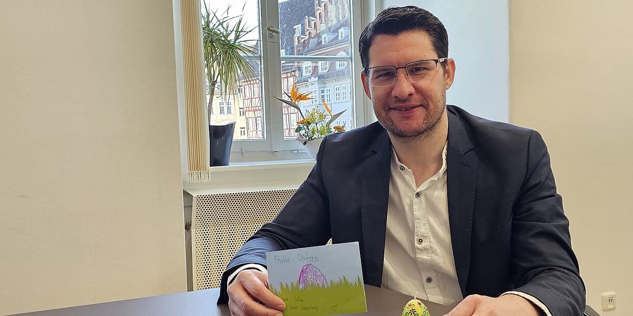 Ostergeschenk im Rathaus: Coburgs OB Sauerteig sucht Julia