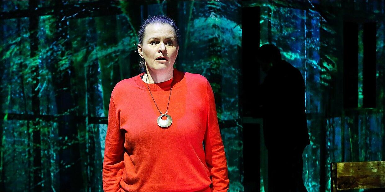 Uraufführung am E.T.A.-Hoffmann-Theater Bamberg: In Tiefer Grund ...