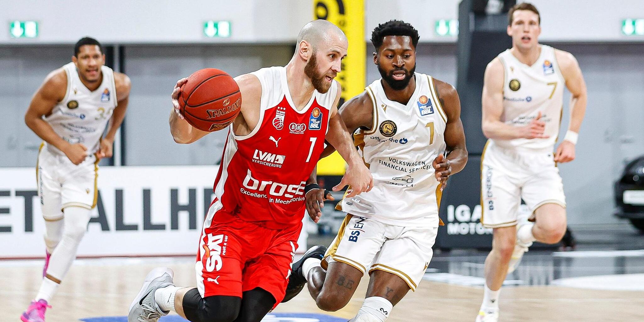 Brose Bamberg tritt zum letzten Gruppenspiel in der Basketball ...
