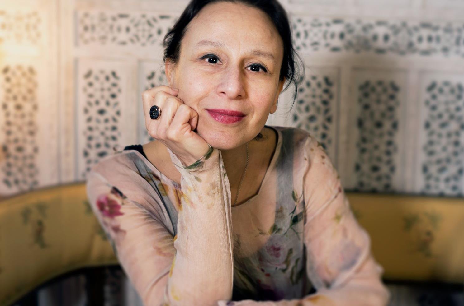 Die sizilianische Sängerin Etta Scollo und die Cellistin Susanne Paul ...