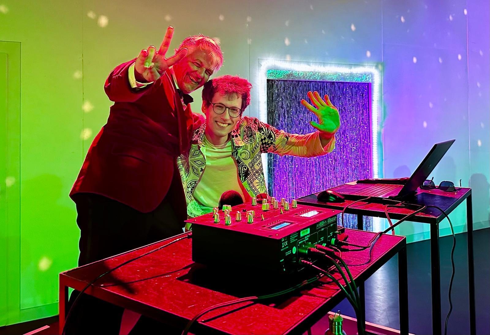 Landestheater Coburg: Party zwischen Pumuckl und Dürrenmatt