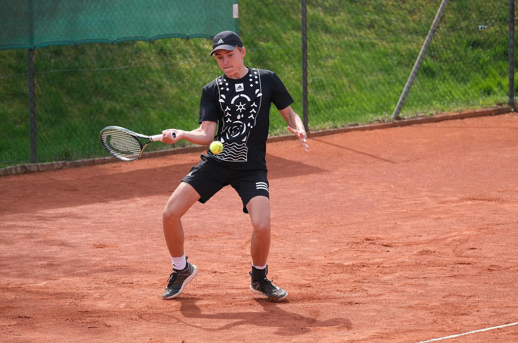 Die Internationale Deutsche Jugendmeisterschaft findet beim Tennisclub ...