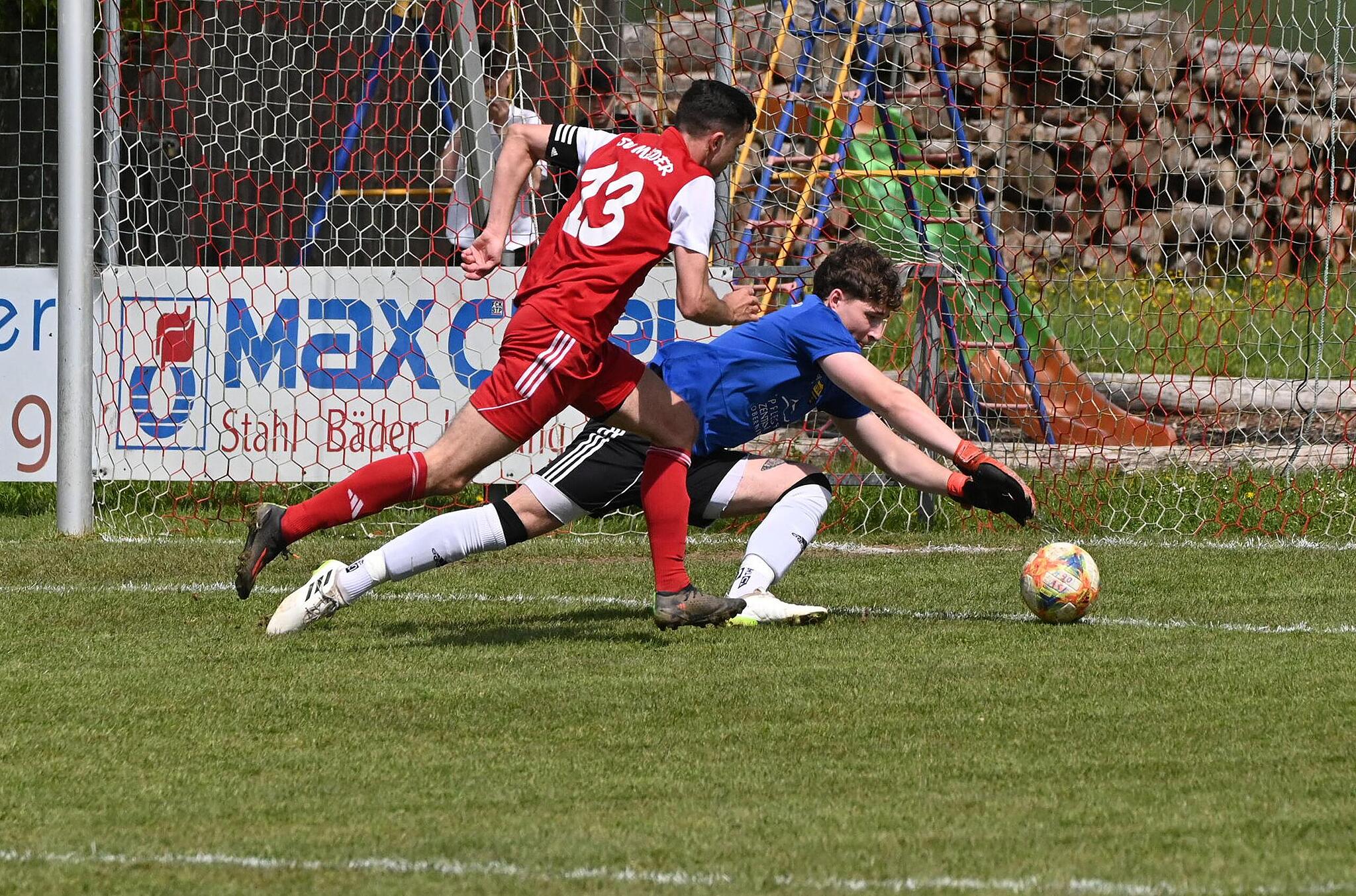 Fußball Bezirksliga Oberfranken West: Der Tabelle zum Trotz: TSV Meeder ...