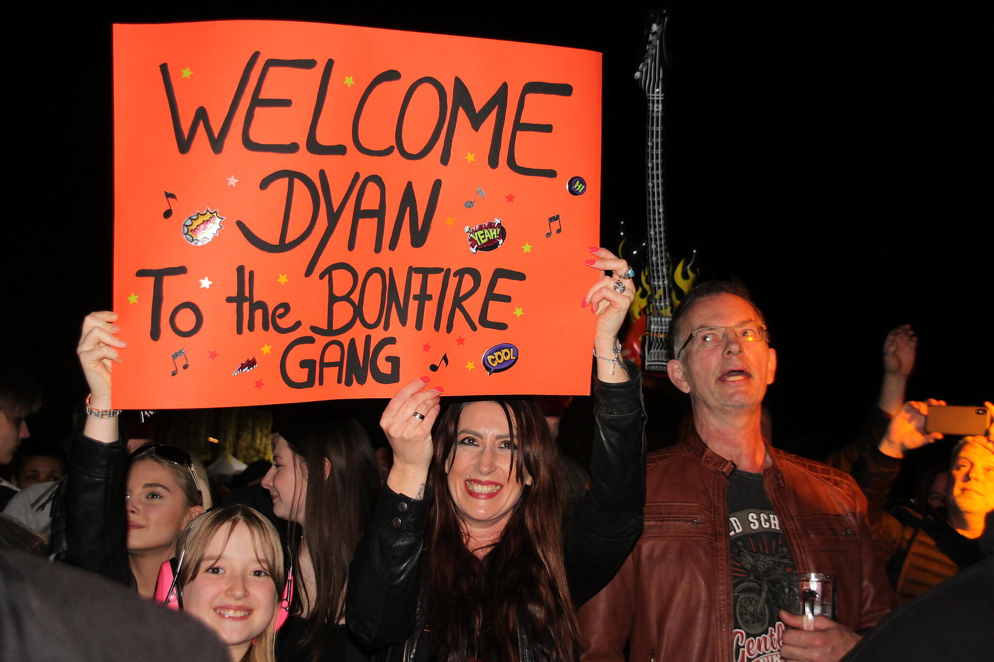 Motorradsternfahrt: Die Rocklegende Bonfire heizte den Bikern und ...