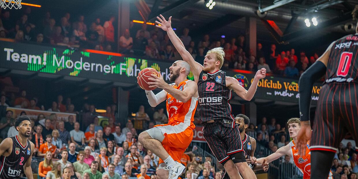 Die Bamberg Baskets verlieren zum Bundesliga-Auftakt beim Aufsteiger ...