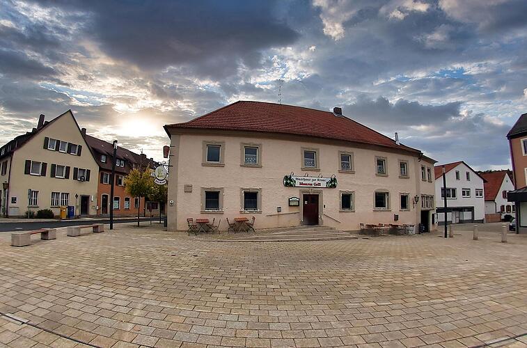 Marktgemeinderat Maßbach will Gaststätte am Marktplatz erhalten.