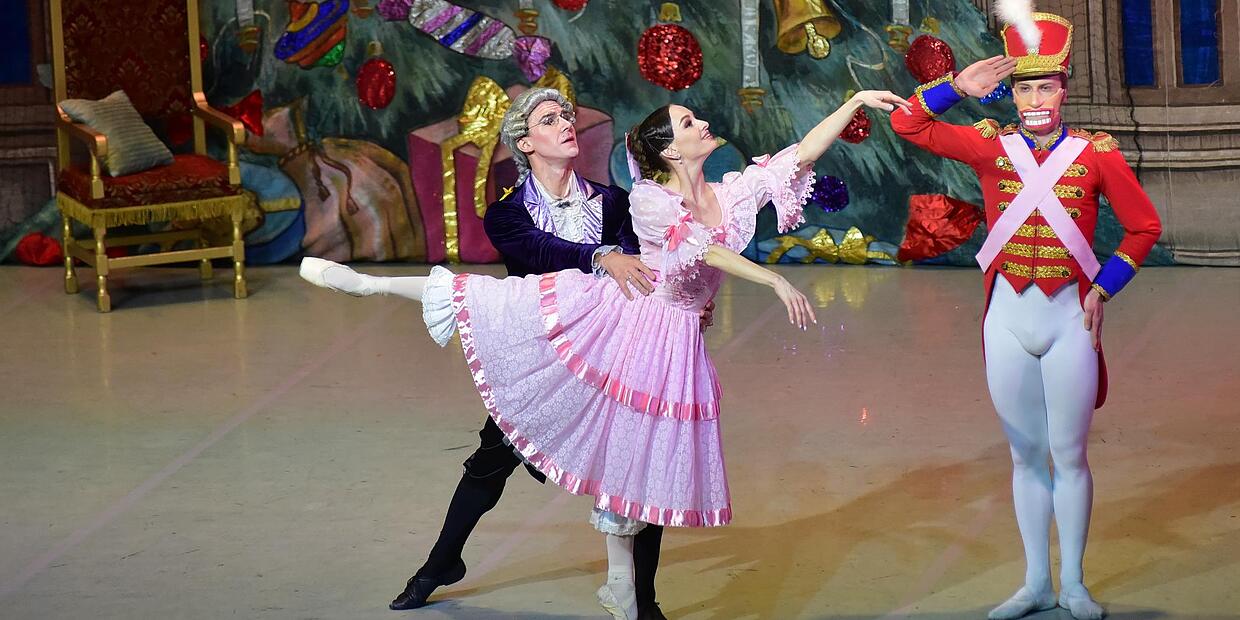 „International Festival Ballet“ begeistert mit dem Märchenballett „Der Nussknacker“ Kulmbacher