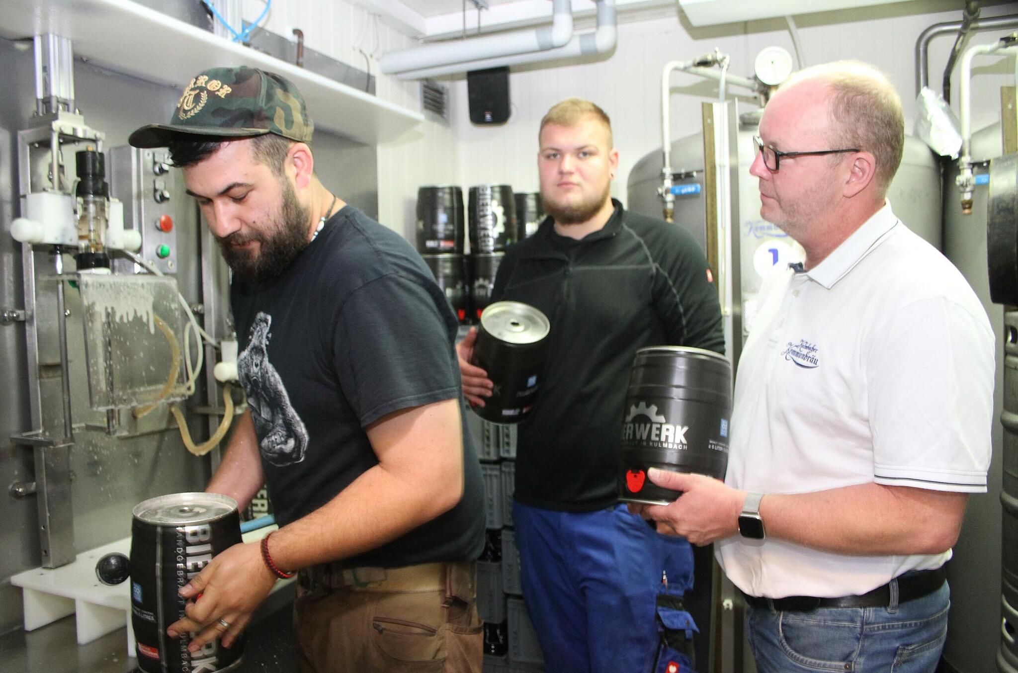 Brauer- und Metzgergesellen tischen ihre Siegerprodukte aus zwei ...