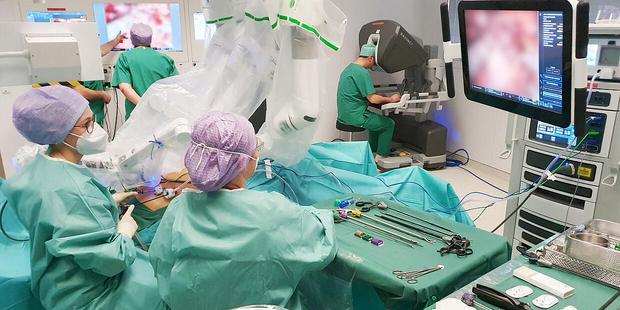 Bamberger Klinik-Pionier: Wie Künstliche Intelligenz bei Roboter ...