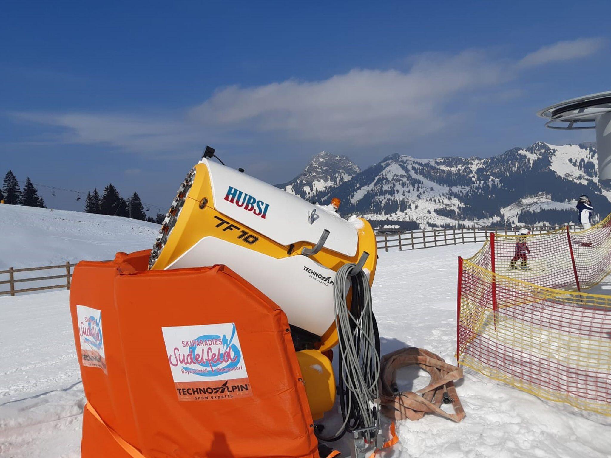 «Hubsi» am Sudelfeld: Schneekanone nach Aiwanger benannt