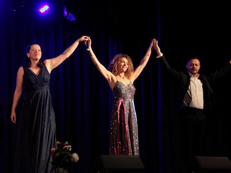 Musical-Abend in der Stadthalle Eltmann mit dem Trio „Pariser Flair“