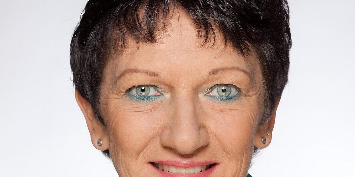 Kurzportrait und Artikel über Inge Aures