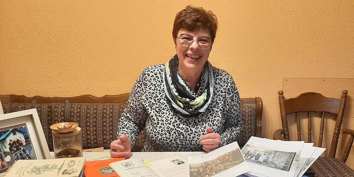 Die jüngere Geschichte der Schney in einem Buch festgehalten