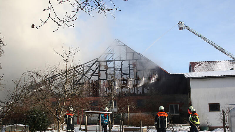 Vollbrand einer Scheune in Meeder im Kreis Coburg