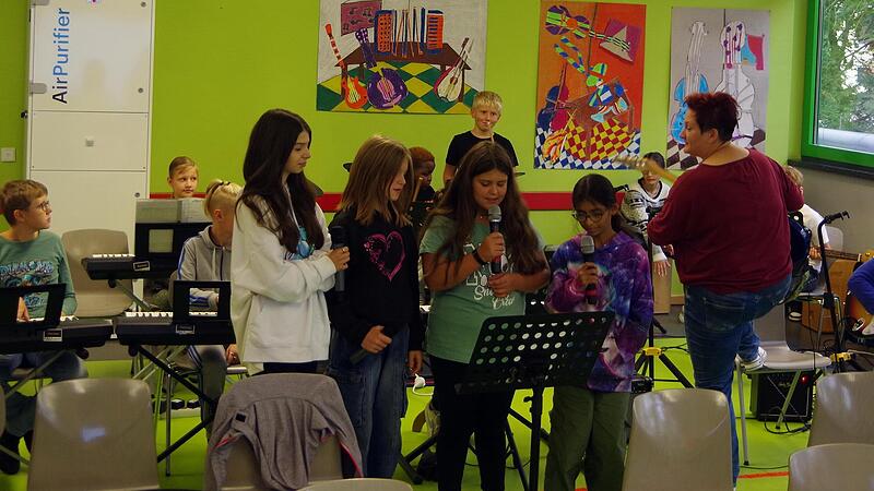 Seit zehn Jahren können Musiktalente an der Gottfried-Neukam-Schule in ...