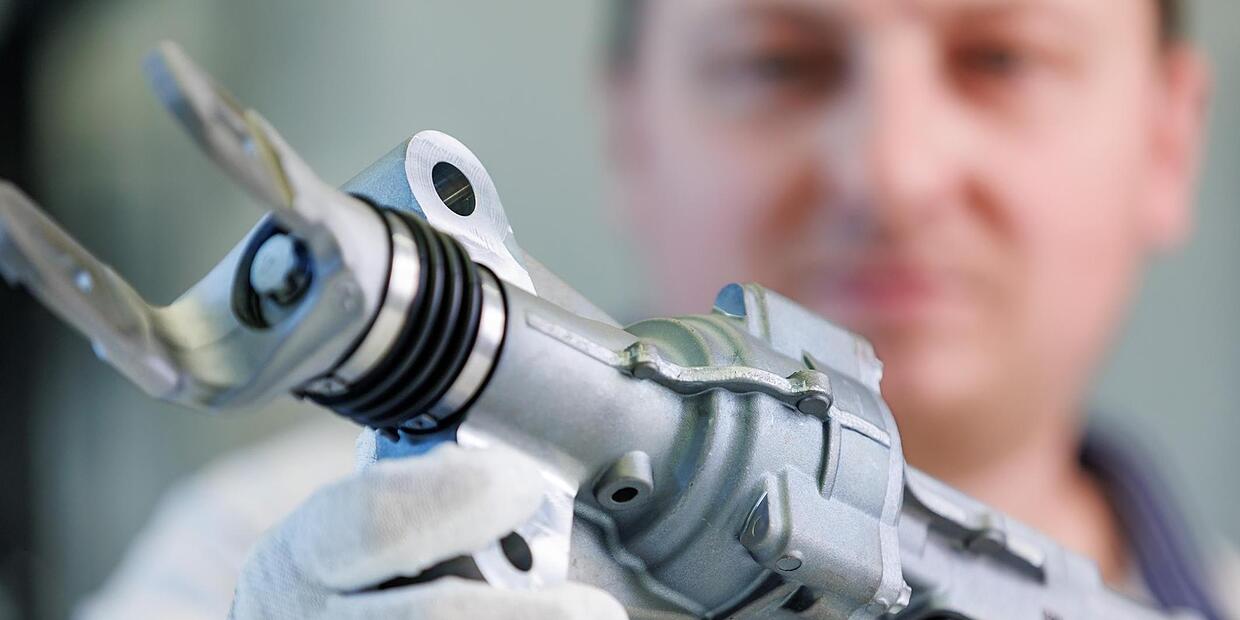 Schaeffler verspricht durch neue Hinterachslenkung komfortablere E-Autos