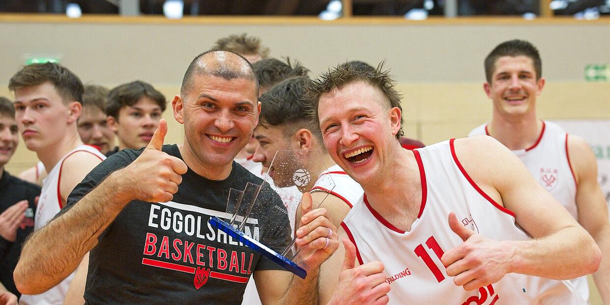 Milos Petkovic führt DJK Eggolsheim zur Meisterschaft in der Basketball-Bayernliga
