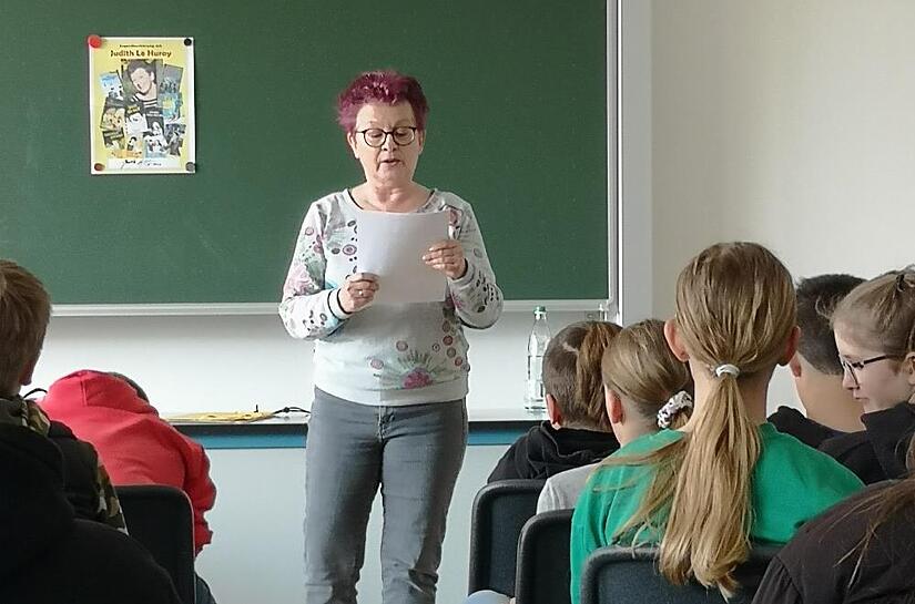 Mühlhausen: Autorin bringt Schülern Medienkompetenz bei