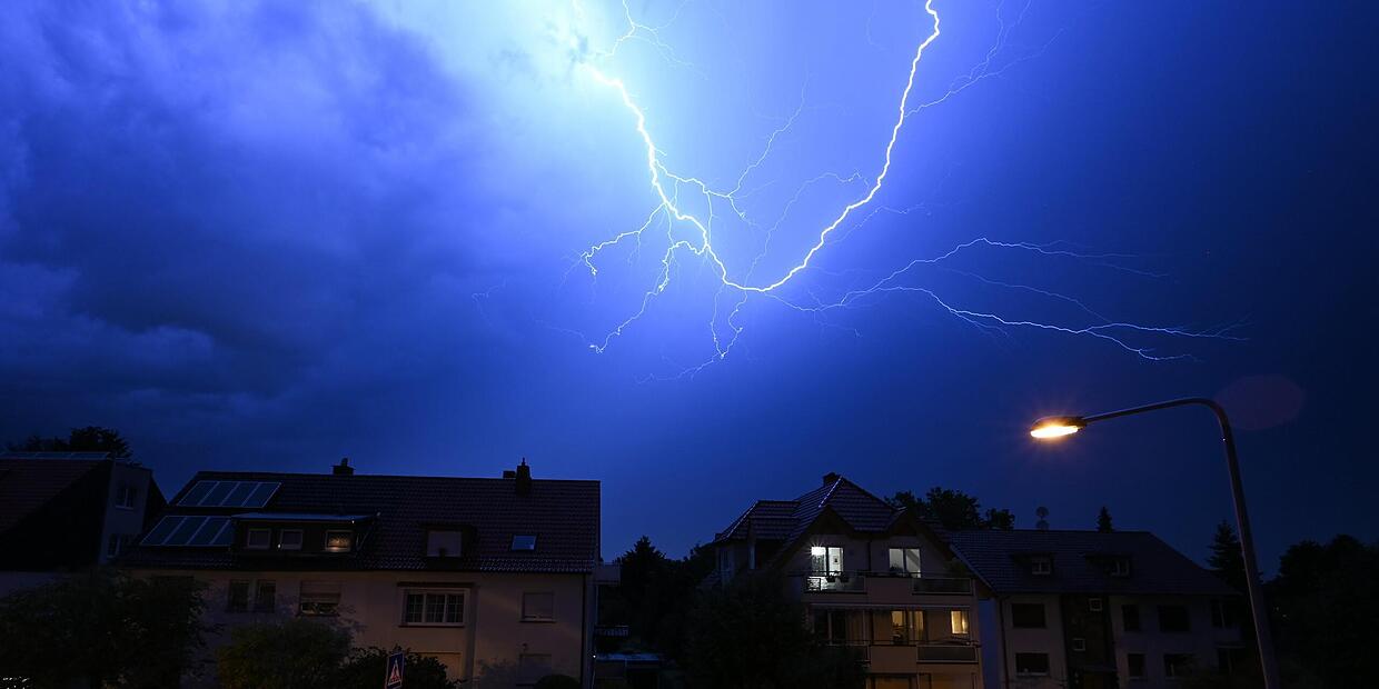 Starke Gewitter in Sicht: Wetterumschwung bedroht Bamberger Sandkerwa 2023