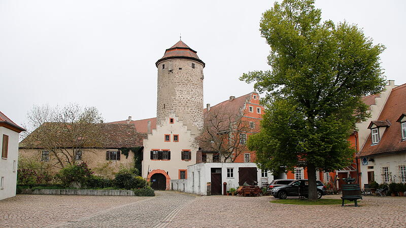Bamberger Auktionator Johann Sebök verkauft Burg Lisberg