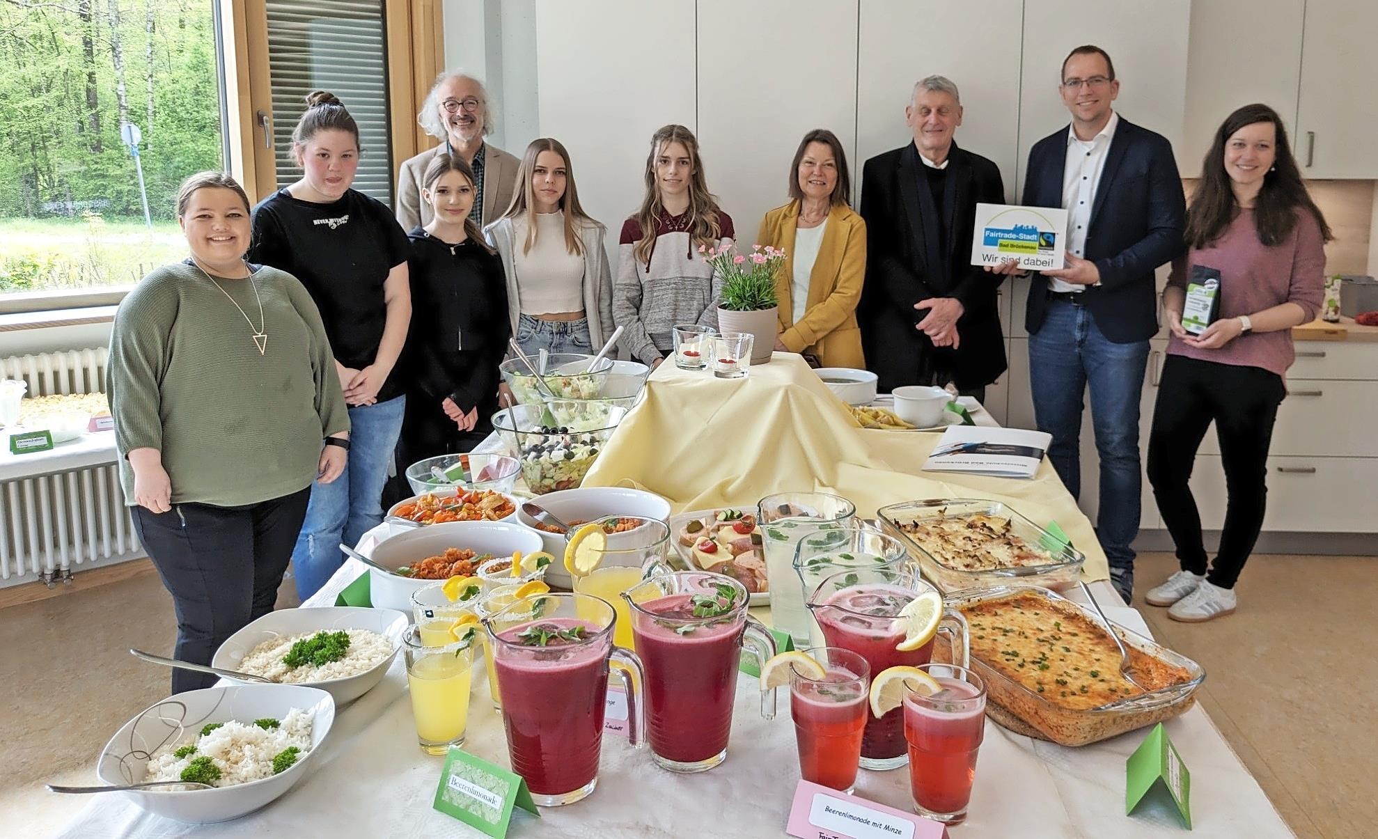 Fairtrade-Logo überreicht