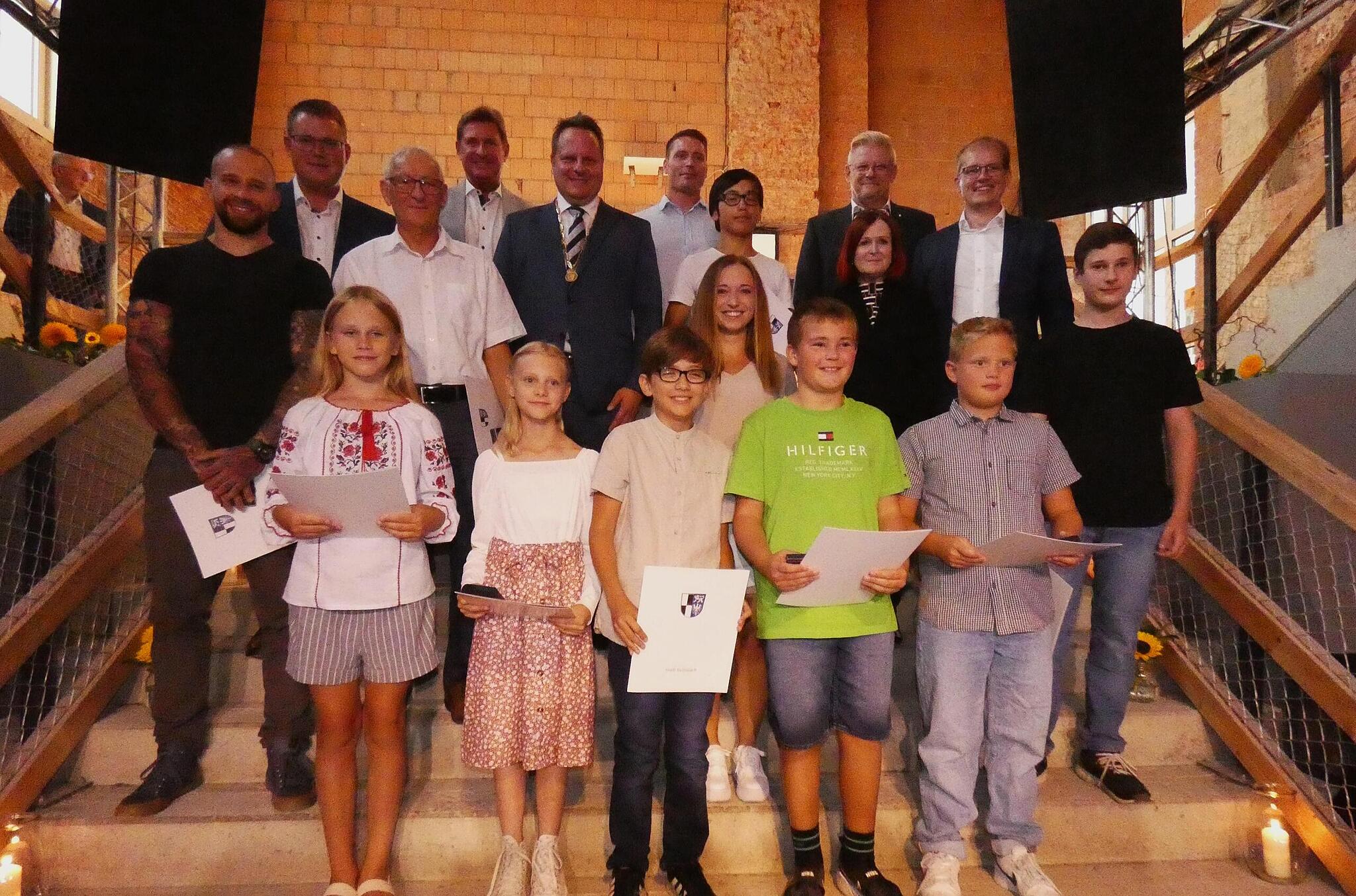 Die Stadt Kulmbach zeichnet ihre erfolgreichsten Sportler mit Gold ...