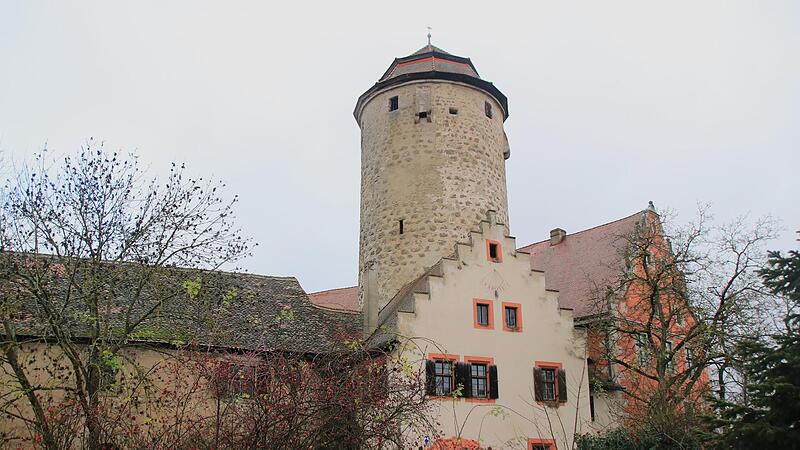 Burg Lisberg im Landkreis Bamberg steht zum Verkauf: das sind die Pläne ...