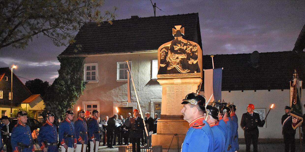 Mahnmal in Friesen mahnt für Frieden.