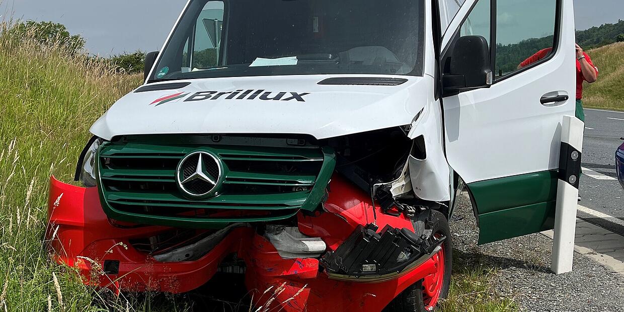 Unfall auf der B303 bei Stadtsteinach: 26-Jährige verletzt