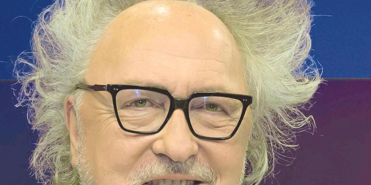 Kabarettist Urban Priol rechnet mit dem Zeitgeschehen der letzten zwölf ...