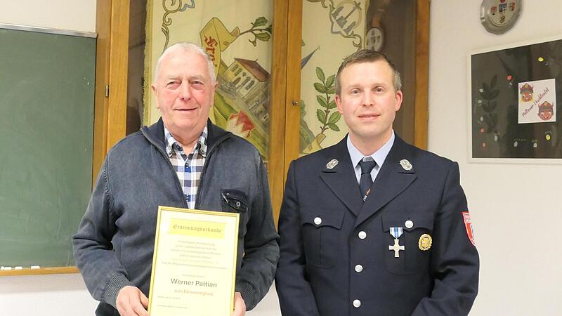 Jahreshauptversammlung Freiwillige Feuerwehr Motten neue Kommandanten ...