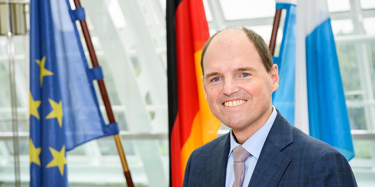 Kurzportrait und Artikel über Michael Hofmann