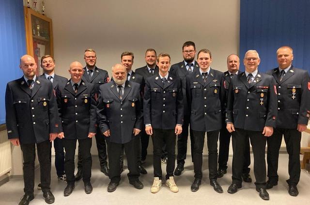 Generationenwechsel bei der Freiwilligen Feuerwehr Waldfenster