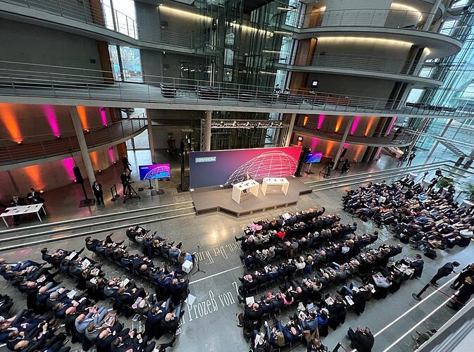 Burkardroths Bürgermeister Daniel Wehner nahm am CDU/CSU Kommunalgipfel ...