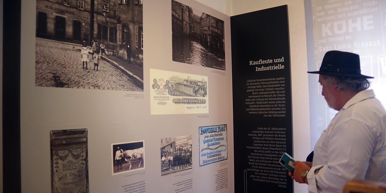 Dauerausstellung zur Geschichte der Kronacher Juden in der Synagoge