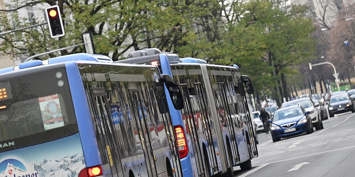 Bis 2030 fehlen in Bayern 80.000 Busfahrer