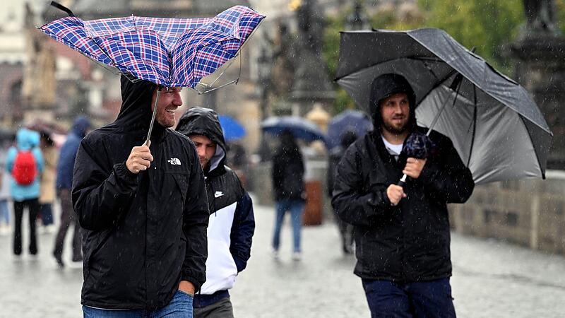 Hurrikan "Kirk" bringt stürmisches Wetter nach Unterfranken: Davor ...