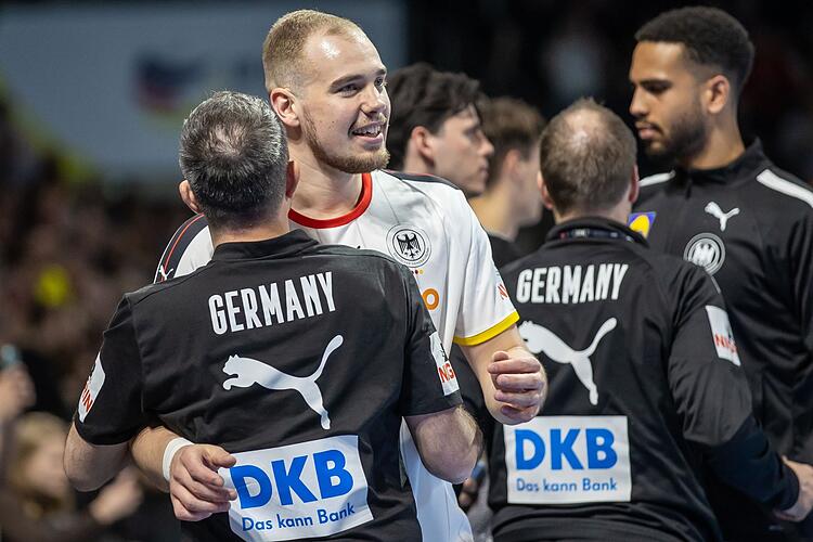 Sieg gegen Spanien gibt Handballern Ruhe und gutes Gefühl