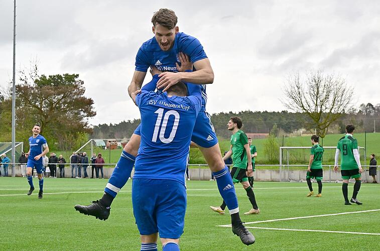 Fußball-Bezirksliga Mittelfranken: ASV Weisendorf schlägt TSV Neunkirchen,