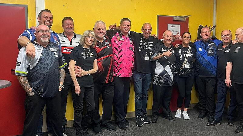 Darts, Phil Taylor in Lichtenfels: Wie Veranstalter Michael Kurzbach ...