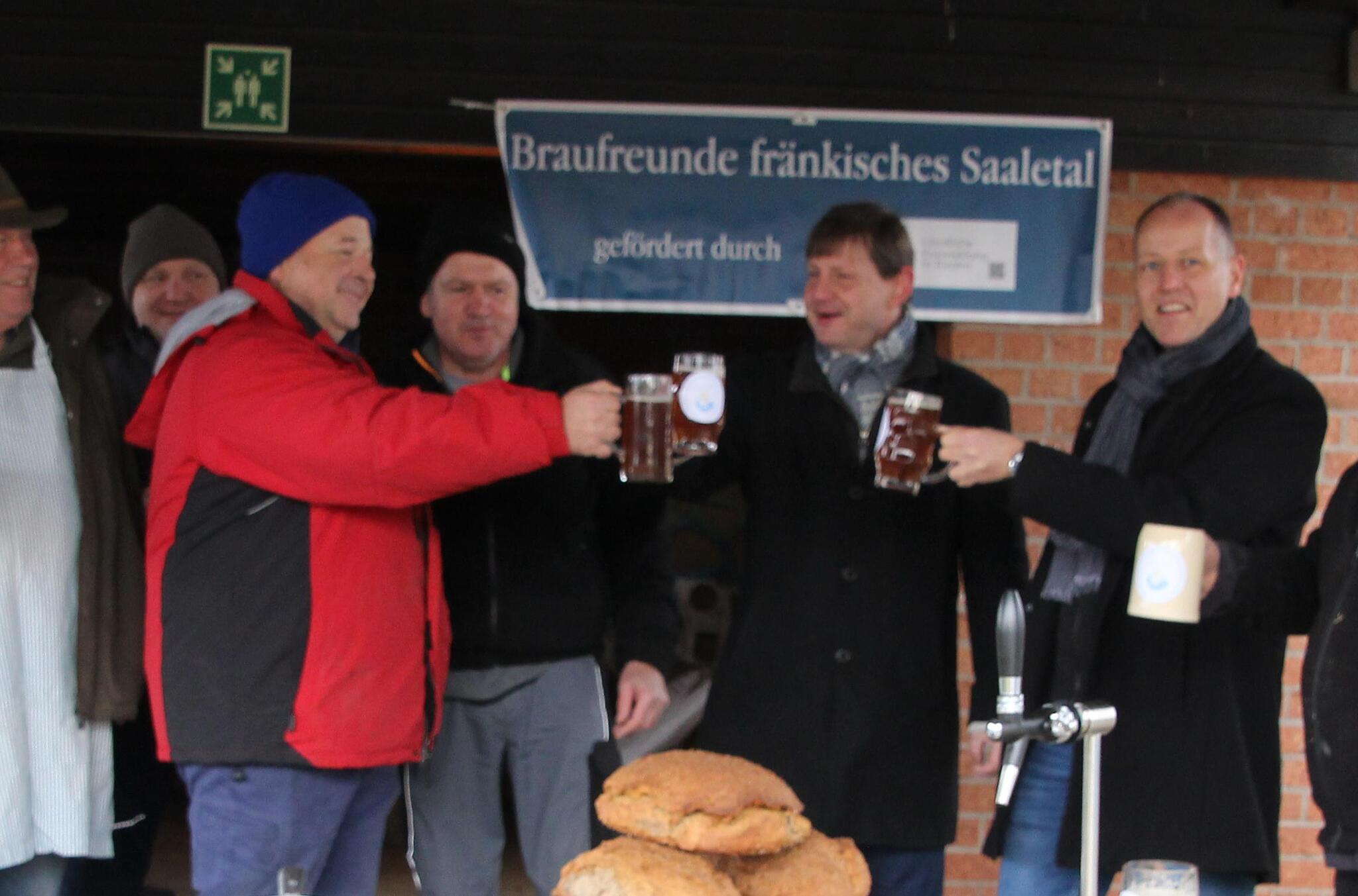 Elfershausen: Braufreunde wollen zwei Mal im Jahr Bier brauen