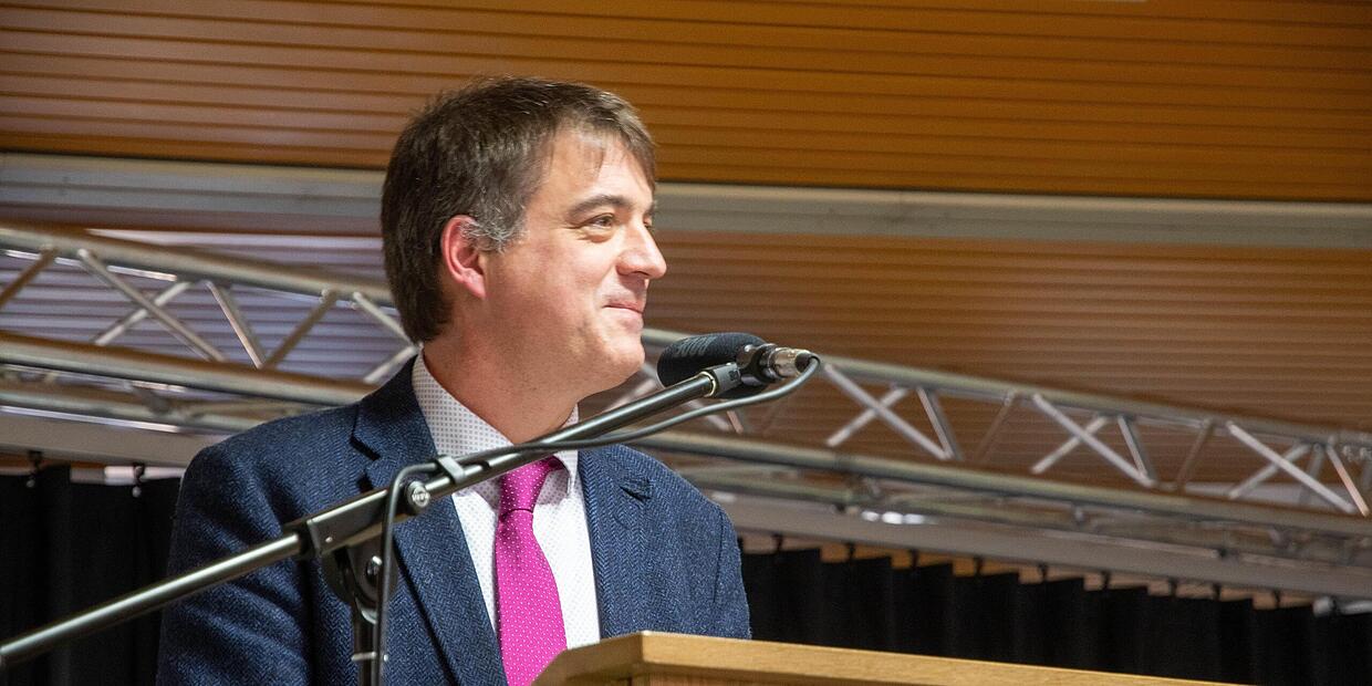 Martin Steinel heißt der neue Schulleiter am Franz-Miltenberger ...